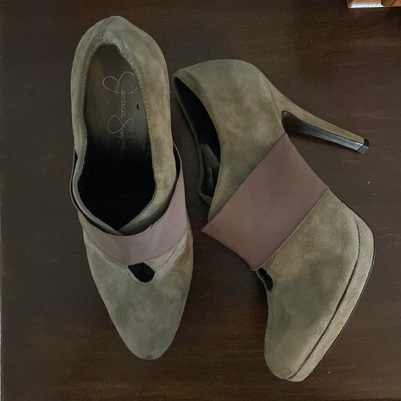 Jessica Simpson | Shoes | Jessica Simpson Grey Suede Pumps | Poshmark